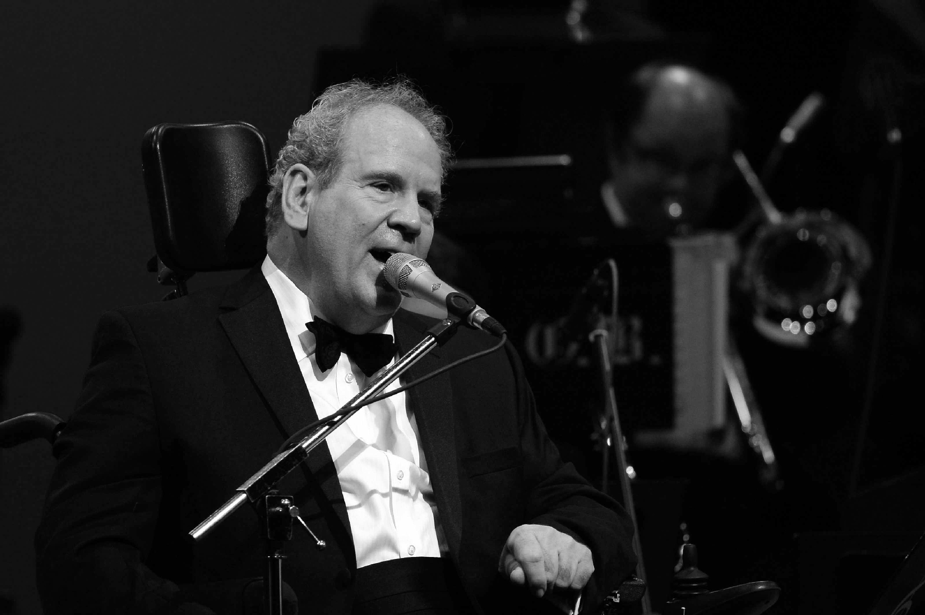 Joe Coughlin Official Website – Canadian Jazz Vocalist